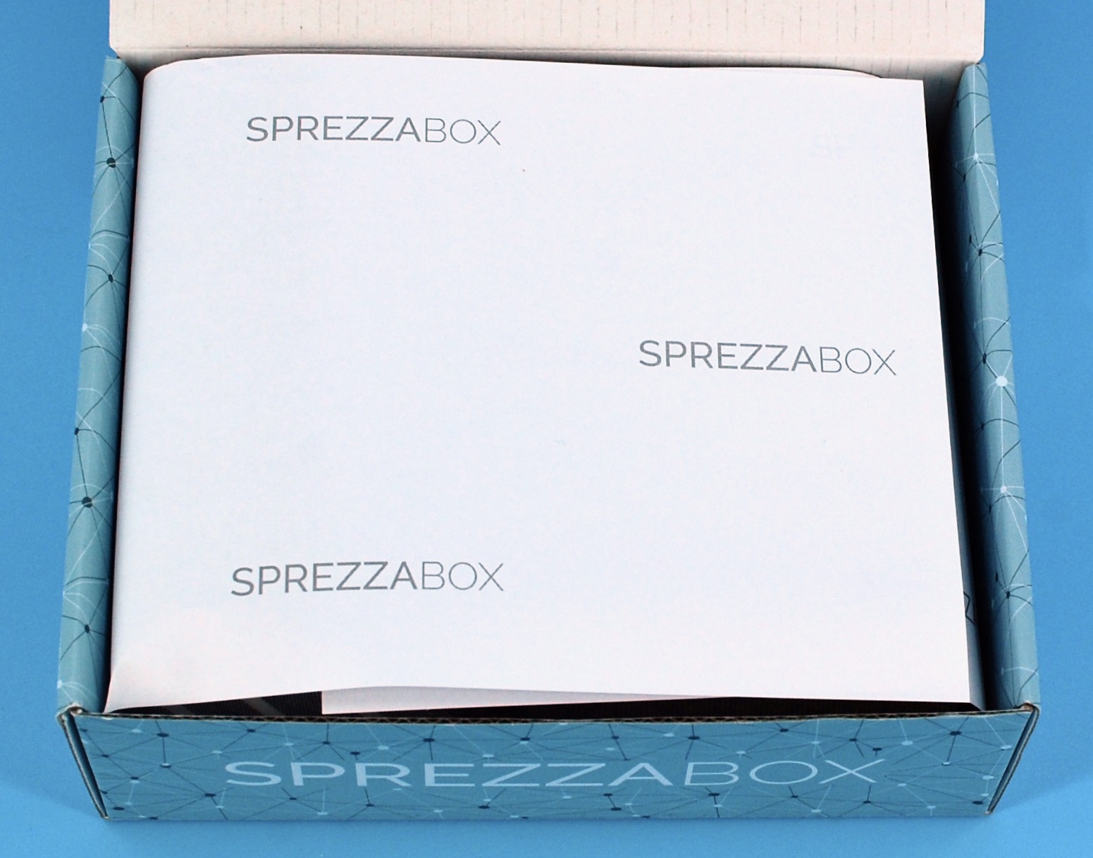 SprezzaBox April 2021 Men’s Subscription Box Review & Coupon Code - 2 ...