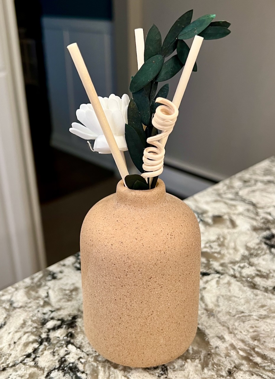 Simply Earth New Product Launch: DIY Reed Diffuser Kit Review - 2 ...